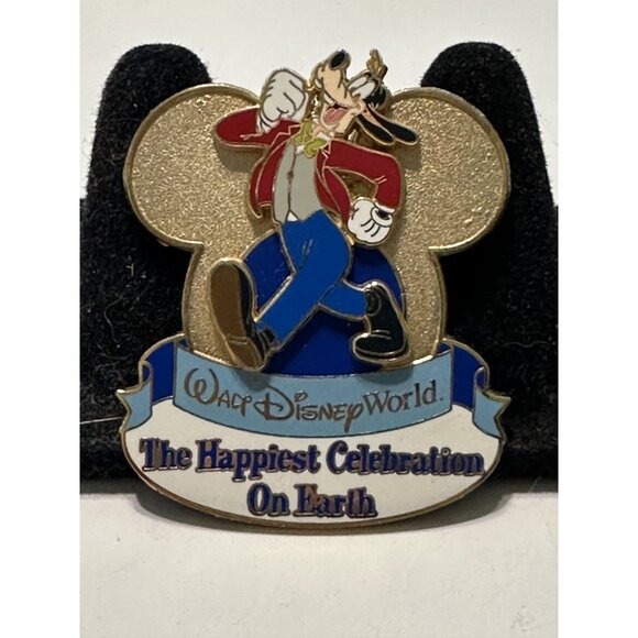 Disney | Jewelry | Vintage Walt Disney Pin Wdw Happiest Celebration ...